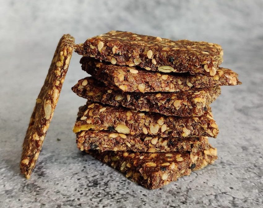 Seeded Flax Crackers - Roni's Kitchen